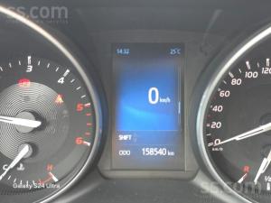 Black Toyota Avensis 2018 in Ogre, with an engine capacity of 2.00 L and mileage of 159 thousand km for 11500 €, photo 11 on AUTOMOTO.COM.LV