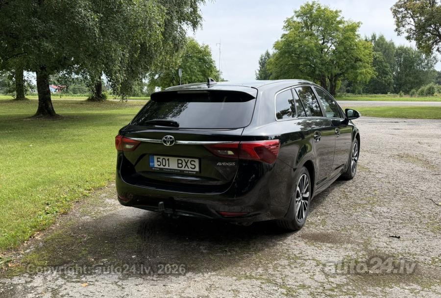 Черный Тойота Авенсис 2018 в Пайде, объемом двигателя 1.80 л и пробегом 156 тыс. км за 14300 €, фото 4 на AUTOMOTO.COM.LV
