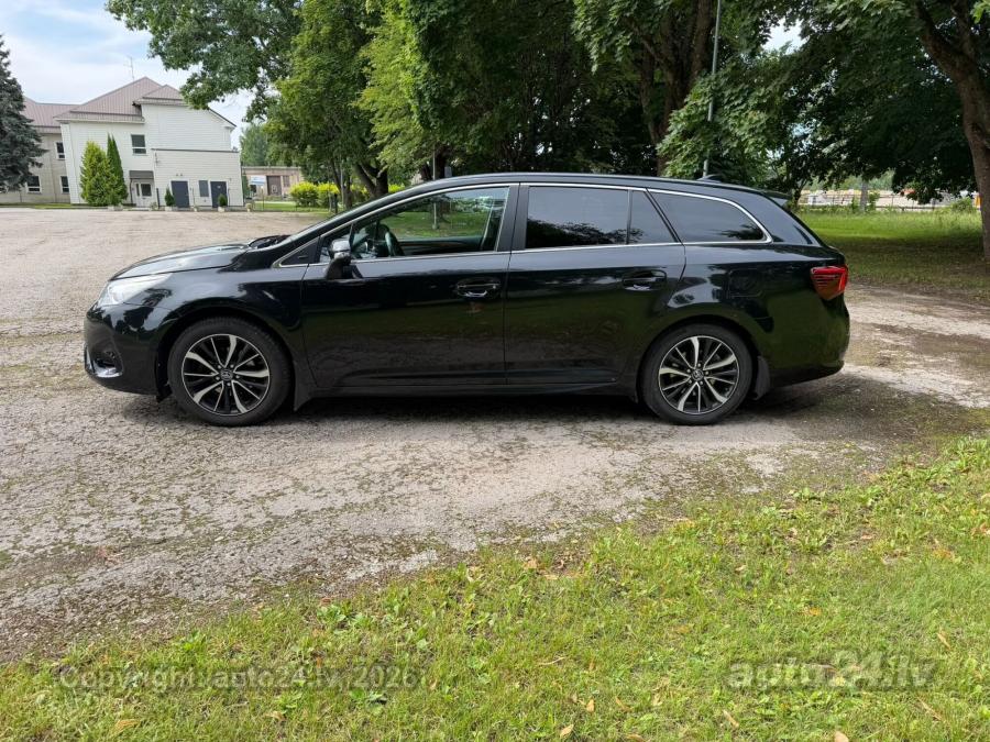 Черный Тойота Авенсис 2018 в Пайде, объемом двигателя 1.80 л и пробегом 156 тыс. км за 14300 €, фото 6 на AUTOMOTO.COM.LV