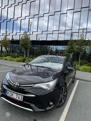 Melns Toyota Avensis 2018 Viļņa, ar dzinēja tilpumu 1.80 L un nobraukumu 60 tūkst. km par 17900 €, foto 3 vietnē AUTOMOTO.COM.LV