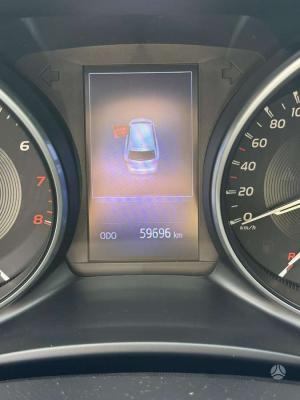 Melns Toyota Avensis 2018 Viļņa, ar dzinēja tilpumu 1.80 L un nobraukumu 60 tūkst. km par 17900 €, foto 6 vietnē AUTOMOTO.COM.LV