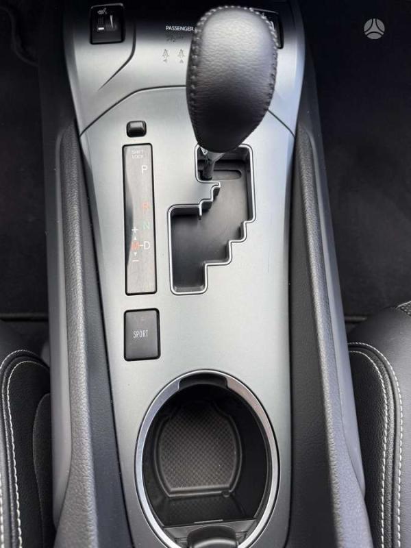 Melns Toyota Avensis 2018 Viļņa, ar dzinēja tilpumu 1.80 L un nobraukumu 60 tūkst. km par 17900 €, foto 8 vietnē AUTOMOTO.COM.LV