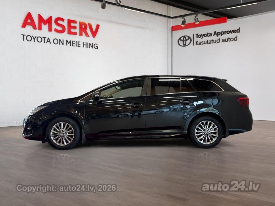 Black Toyota Avensis 2018 in Tartu, with an engine capacity of 1.80 L and mileage of 230 thousand km for 10990 €, photo 4 on AUTOMOTO.COM.LV
