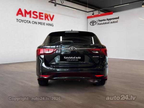 Черный Тойота Авенсис 2018 в Тарту, объемом двигателя 1.80 л и пробегом 230 тыс. км за 10990 €, фото 5 на AUTOMOTO.COM.LV