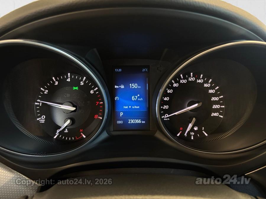 Black Toyota Avensis 2018 in Tartu, with an engine capacity of 1.80 L and mileage of 230 thousand km for 10990 €, photo 14 on AUTOMOTO.COM.LV