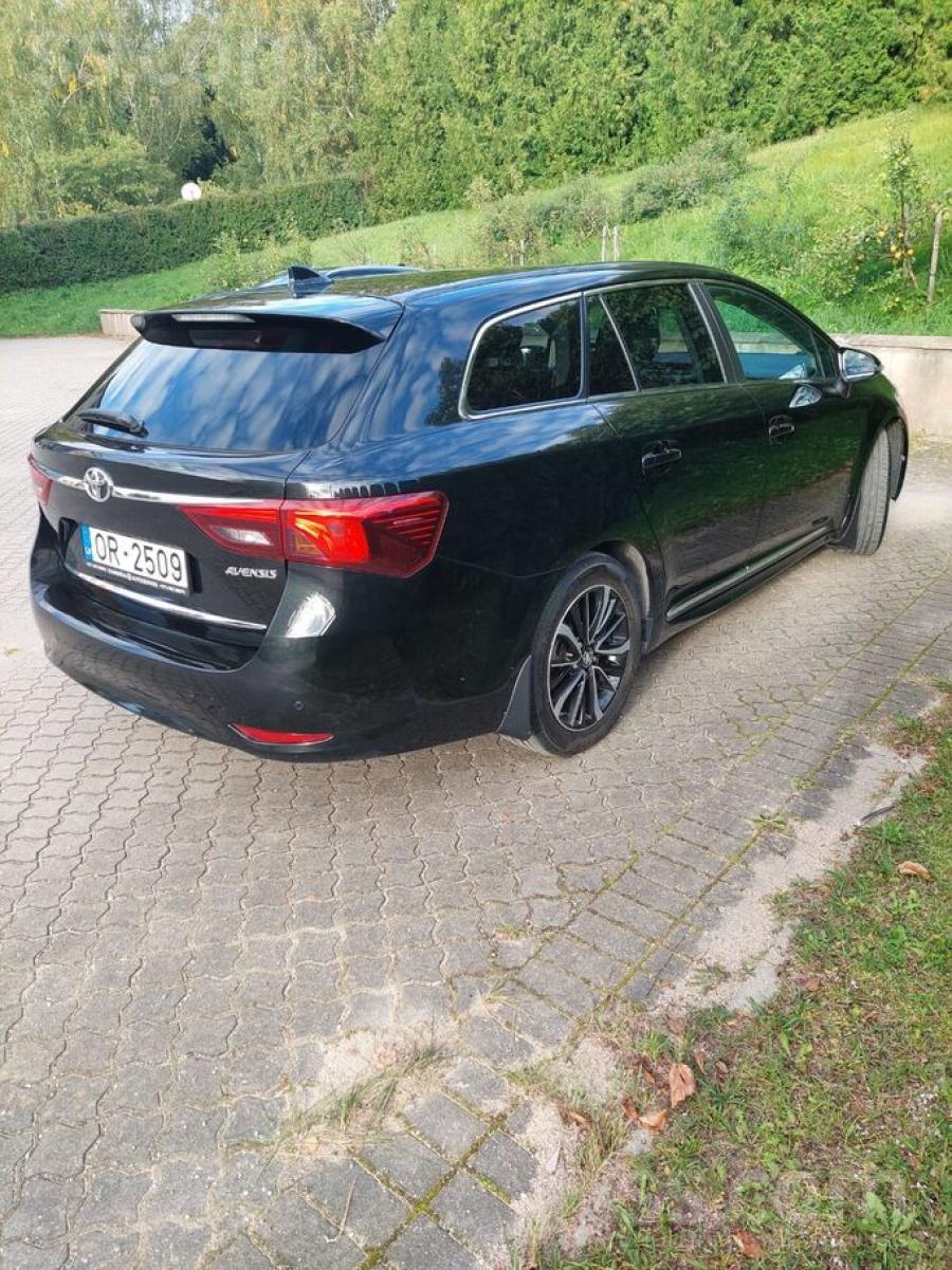 Черный Тойота Авенсис 2018 в Рига, объемом двигателя 1.80 л и пробегом 159 тыс. км за 12700 €, фото 4 на AUTOMOTO.COM.LV