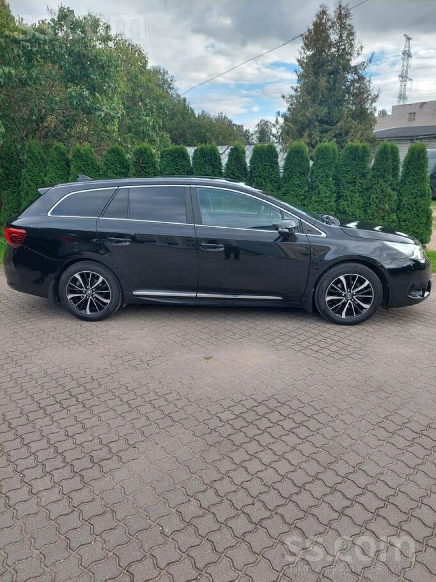 Черный Тойота Авенсис 2018 в Рига, объемом двигателя 1.80 л и пробегом 159 тыс. км за 12700 €, фото 6 на AUTOMOTO.COM.LV