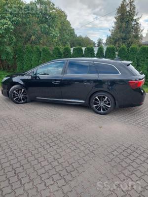 Черный Тойота Авенсис 2018 в Рига, объемом двигателя 1.80 л и пробегом 159 тыс. км за 12700 €, фото 7 на AUTOMOTO.COM.LV
