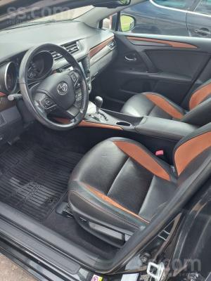 Черный Тойота Авенсис 2018 в Рига, объемом двигателя 1.80 л и пробегом 159 тыс. км за 12700 €, фото 9 на AUTOMOTO.COM.LV