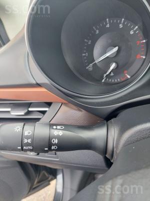 Черный Тойота Авенсис 2018 в Рига, объемом двигателя 1.80 л и пробегом 159 тыс. км за 12700 €, фото 15 на AUTOMOTO.COM.LV