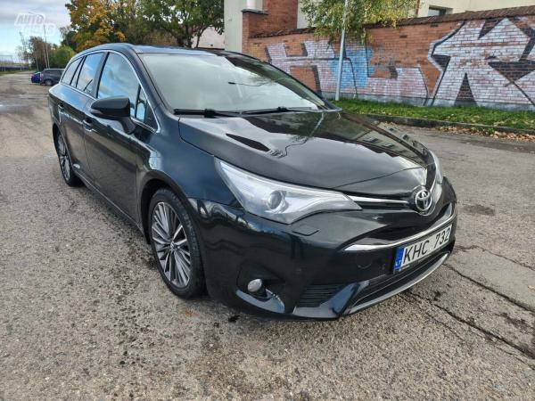 Тойота Авенсис 2018 в Шяуляй на AUTOMOTO.COM.LV Черный Тойота Авенсис 2018 в Шяуляй, объемом двигателя 2.00 л и пробегом 245 тыс. км за 11400 €, фото 4 на AUTOMOTO.COM.LV