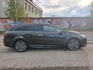 Melns Toyota Avensis 2018 Šauļi, ar dzinēja tilpumu 2.00 L un nobraukumu 245 tūkst. km par 11400 €, foto 8 vietnē AUTOMOTO.COM.LV