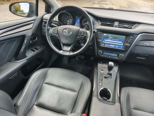Тойота Авенсис 2018 в Шяуляй на AUTOMOTO.COM.LV Черный Тойота Авенсис 2018 в Шяуляй, объемом двигателя 2.00 л и пробегом 245 тыс. км за 11400 €, фото 11 на AUTOMOTO.COM.LV