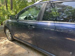 Zils Toyota Avensis 2008 Viļņa, ar dzinēja tilpumu 2.00 L un nobraukumu 350 tūkst. km par 1400 €, foto 5 vietnē AUTOMOTO.COM.LV