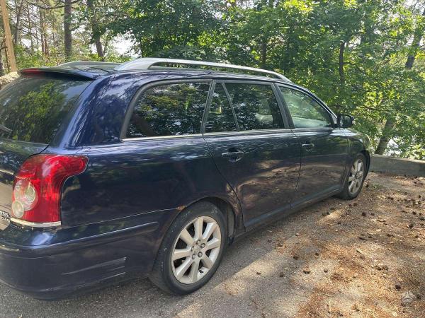 Blue Toyota Avensis 2008 in Vilnius, with an engine capacity of 2.00 L and mileage of 350 thousand km for 1400 €, photo 8 on AUTOMOTO.COM.LV
