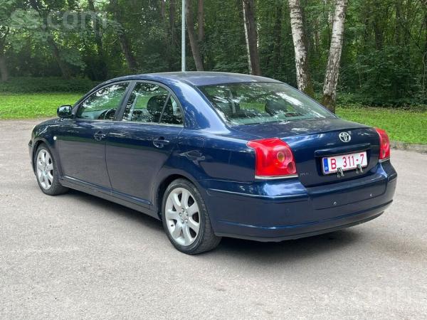 Blue Toyota Avensis 2003 in Riga, with an engine capacity of 2.00 L and mileage of 0 thousand km for 799 €, photo 3 on AUTOMOTO.COM.LV