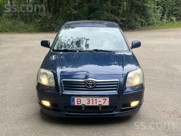 Blue Toyota Avensis 2003 in Riga, with an engine capacity of 2.00 L and mileage of 0 thousand km for 799 €, photo 8 on AUTOMOTO.COM.LV