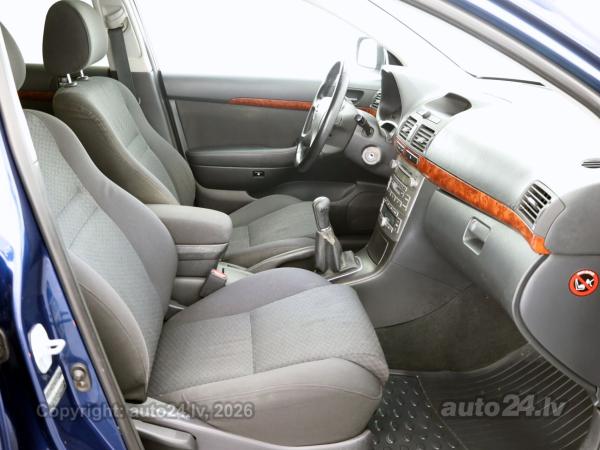 Синий Тойота Авенсис 2005 в Таллин, объемом двигателя 2.00 л и пробегом 268 тыс. км за 1699 €, фото 6 на AUTOMOTO.COM.LV
