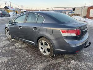 Blue Toyota Avensis 2009 in Kaunas, with an engine capacity of 2.00 L and mileage of 304 thousand km for 3900 €, photo 8 on AUTOMOTO.COM.LV