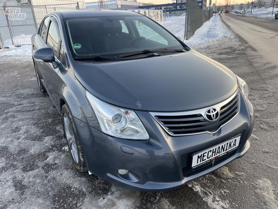 Blue Toyota Avensis 2009 in Kaunas, with an engine capacity of 2.00 L and mileage of 304 thousand km for 3900 €, photo 13 on AUTOMOTO.COM.LV
