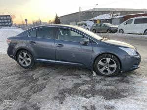 Blue Toyota Avensis 2009 in Kaunas, with an engine capacity of 2.00 L and mileage of 304 thousand km for 3900 €, photo 14 on AUTOMOTO.COM.LV