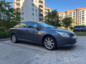 Zils Toyota Avensis 2010 Rīga, ar dzinēja tilpumu 2.00 L un nobraukumu 330 tūkst. km par 4600 €, foto 3 vietnē AUTOMOTO.COM.LV