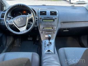Zils Toyota Avensis 2010 Rīga, ar dzinēja tilpumu 2.00 L un nobraukumu 330 tūkst. km par 4600 €, foto 10 vietnē AUTOMOTO.COM.LV