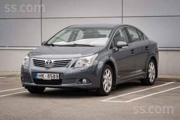 Синий Тойота Авенсис 2010 в Рига, объемом двигателя 2.00 л и пробегом 332 тыс. км за 2995 €, фото 1 на AUTOMOTO.COM.LV