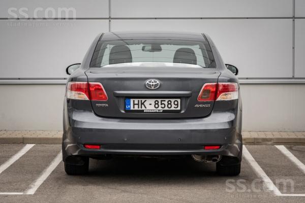Синий Тойота Авенсис 2010 в Рига, объемом двигателя 2.00 л и пробегом 332 тыс. км за 2995 €, фото 5 на AUTOMOTO.COM.LV