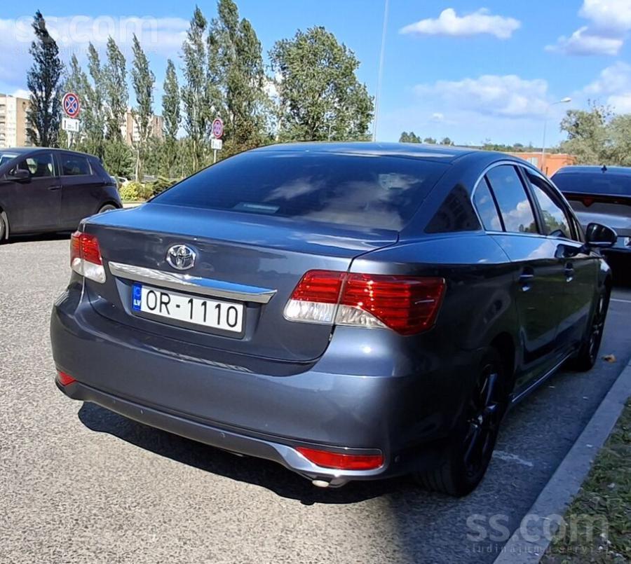 Zils Toyota Avensis 2011 Rīga, ar dzinēja tilpumu 1.80 L un nobraukumu 311 tūkst. km par 4600 €, foto 4 vietnē AUTOMOTO.COM.LV