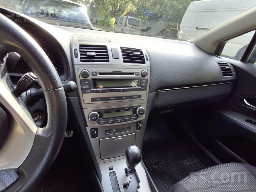 Zils Toyota Avensis 2011 Rīga, ar dzinēja tilpumu 1.80 L un nobraukumu 311 tūkst. km par 4600 €, foto 7 vietnē AUTOMOTO.COM.LV