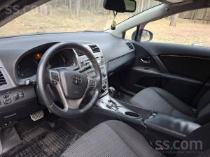 Zils Toyota Avensis 2011 Rīga, ar dzinēja tilpumu 1.80 L un nobraukumu 311 tūkst. km par 4600 €, foto 16 vietnē AUTOMOTO.COM.LV
