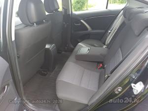 Синий Тойота Авенсис 2012 в Таллин, объемом двигателя 1.80 л и пробегом 99 тыс. км за 8000 €, фото 7 на AUTOMOTO.COM.LV