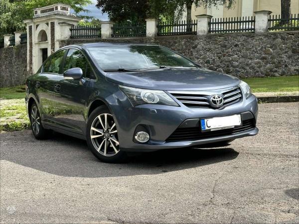 Blue Toyota Avensis 2013 in Vilnius, with an engine capacity of 1.80 L and mileage of 240 thousand km for 7200 €, photo 1 on AUTOMOTO.COM.LV