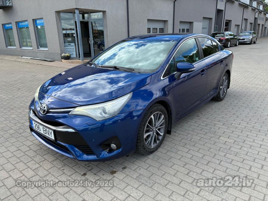 Zils Toyota Avensis 2015 Pērnava, ar dzinēja tilpumu 1.80 L un nobraukumu 212 tūkst. km par 9400 €, foto 1 vietnē AUTOMOTO.COM.LV
