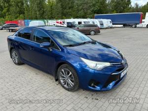 Zils Toyota Avensis 2015 Pērnava, ar dzinēja tilpumu 1.80 L un nobraukumu 212 tūkst. km par 9400 €, foto 3 vietnē AUTOMOTO.COM.LV