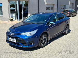 Синий Тойота Авенсис 2015 в Пярну, объемом двигателя 1.80 л и пробегом 212 тыс. км за 8850 €, фото  на AUTOMOTO.COM.LV