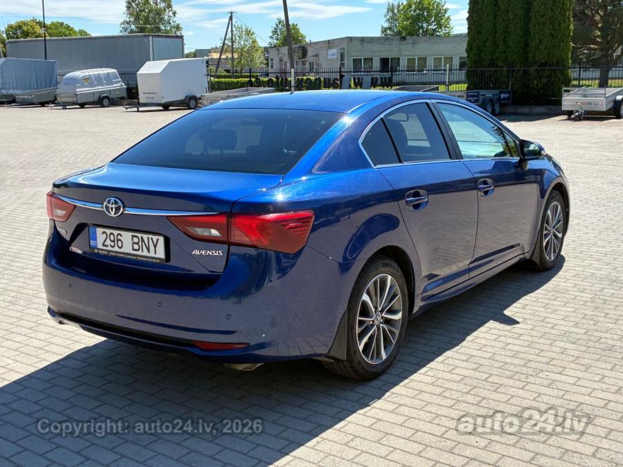 Zils Toyota Avensis 2015 Pērnava, ar dzinēja tilpumu 1.80 L un nobraukumu 212 tūkst. km par 8850 €, foto 7 vietnē AUTOMOTO.COM.LV