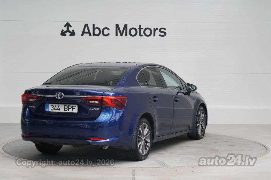 Zils Toyota Avensis 2015 Tallina, ar dzinēja tilpumu 1.60 L un nobraukumu 138 tūkst. km par 10990 €, foto 5 vietnē AUTOMOTO.COM.LV