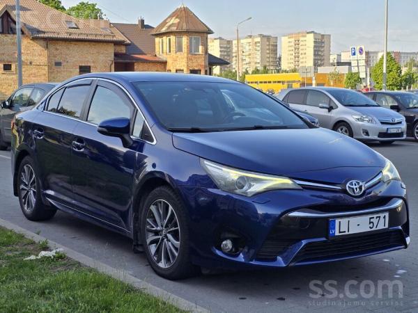 Синий Тойота Авенсис 2015 в Рига, объемом двигателя 2.00 л и пробегом 194 тыс. км за 6990 €, фото 3 на AUTOMOTO.COM.LV