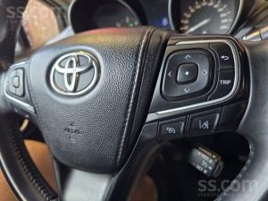 Zils Toyota Avensis 2015 Rīga, ar dzinēja tilpumu 2.00 L un nobraukumu 194 tūkst. km par 6990 €, foto 13 vietnē AUTOMOTO.COM.LV