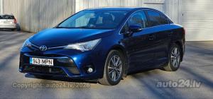Zils Toyota Avensis 2016 Tallina, ar dzinēja tilpumu 1.80 L un nobraukumu 146 tūkst. km par 11500 €, foto  vietnē AUTOMOTO.COM.LV