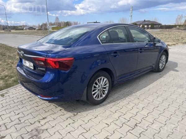 Blue Toyota Avensis 2016 in Riga, with an engine capacity of 1.80 L and mileage of 155 thousand km for 9800 €, photo 1 on AUTOMOTO.COM.LV