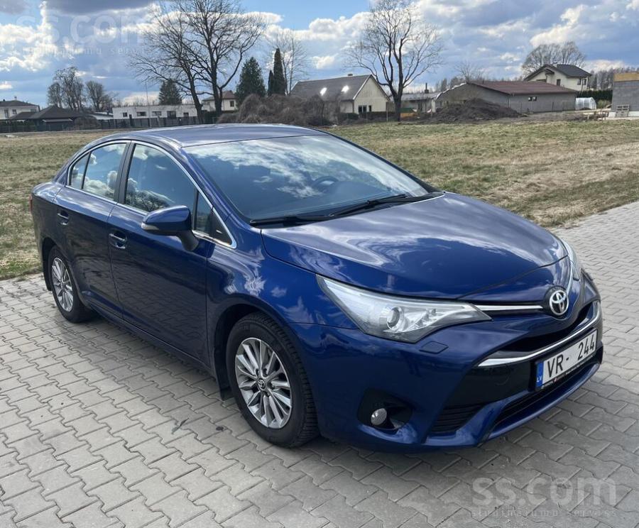 Синий Тойота Авенсис 2016 в Рига, объемом двигателя 1.80 л и пробегом 155 тыс. км за 9800 €, фото 6 на AUTOMOTO.COM.LV