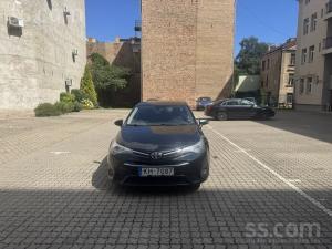 Синий Тойота Авенсис 2016 в Рига, объемом двигателя 1.80 л и пробегом 222 тыс. км за 9500 €, фото  на AUTOMOTO.COM.LV