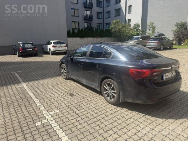 Zils Toyota Avensis 2016 Rīga, ar dzinēja tilpumu 1.80 L un nobraukumu 222 tūkst. km par 9500 €, foto 3 vietnē AUTOMOTO.COM.LV