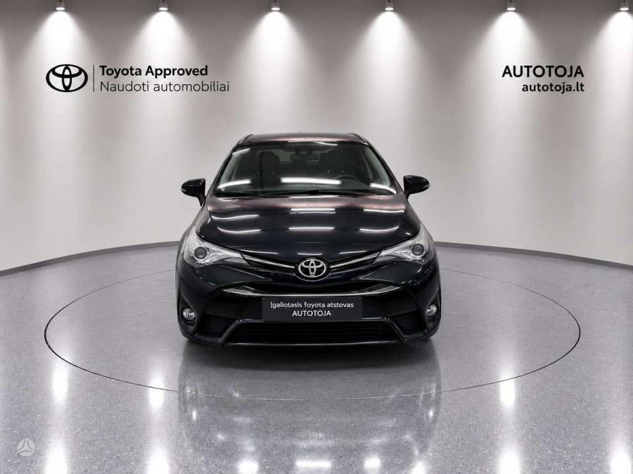 Zils Toyota Avensis 2016 Kauņa, ar dzinēja tilpumu 1.80 L un nobraukumu 161 tūkst. km par 11900 €, foto 6 vietnē AUTOMOTO.COM.LV