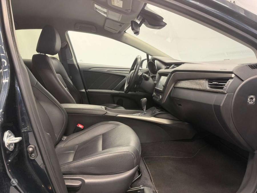 Zils Toyota Avensis 2016 Kauņa, ar dzinēja tilpumu 1.80 L un nobraukumu 161 tūkst. km par 11900 €, foto 7 vietnē AUTOMOTO.COM.LV