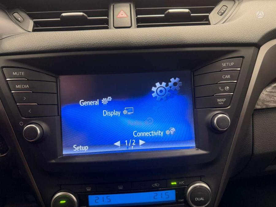 Zils Toyota Avensis 2016 Kauņa, ar dzinēja tilpumu 1.80 L un nobraukumu 161 tūkst. km par 11900 €, foto 28 vietnē AUTOMOTO.COM.LV