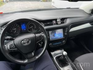 Синий Тойота Авенсис 2016 в Рига, объемом двигателя 1.80 л и пробегом 99 тыс. км за 12000 €, фото 4 на AUTOMOTO.COM.LV